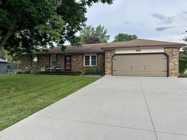 1101 S Ann Dr, Marshall, MO 65340