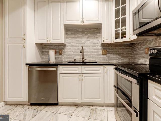 1101 S Arlington Ridge Road # 106