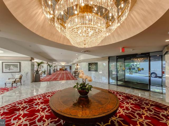 1101 S Arlington Ridge Road # 1109