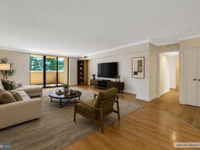 1101 S Arlington Ridge Road # 304
