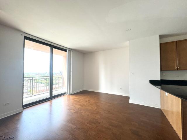1101 S STATE Street # 1406