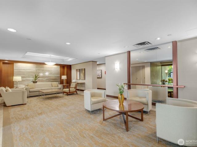 1101 Seneca Street # 402