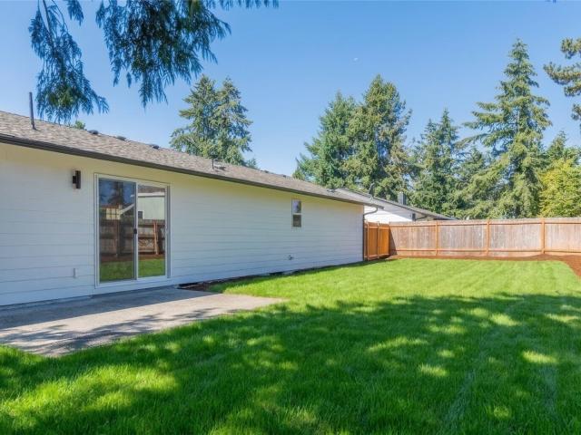 1101 Tule Lake Road S