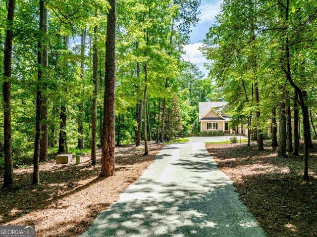 1101 Talon Drive
