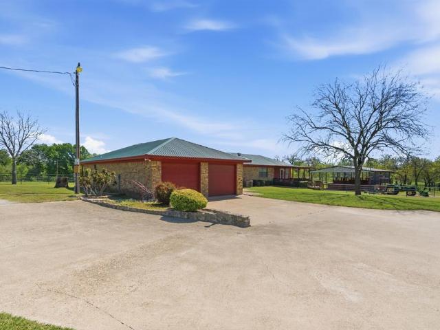 1101 Tanglewood Dr, Weatherford, TX 76087 | MLS #21228