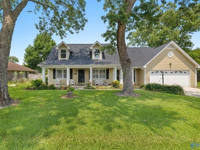 1101 Teenajo Dr SE, Huntsville, AL 35803