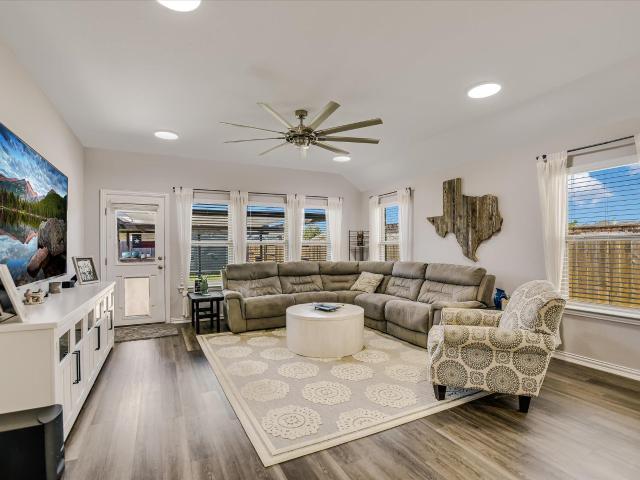 1101 Terrace View Dr