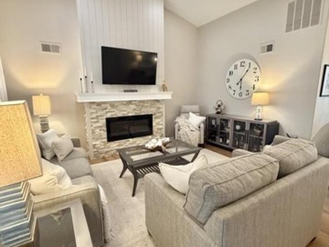 1101 Thornbury Ln Unit B, Manchester, NJ 08759