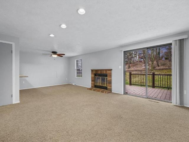 1101 Timberglen Drive