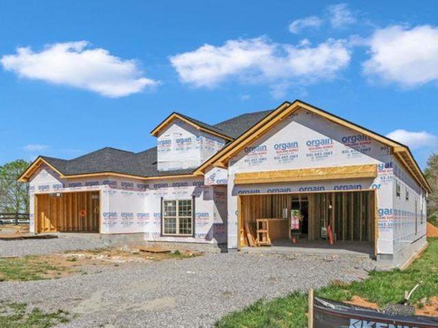 1101 Veridian Dr, Clarksville, TN 37043