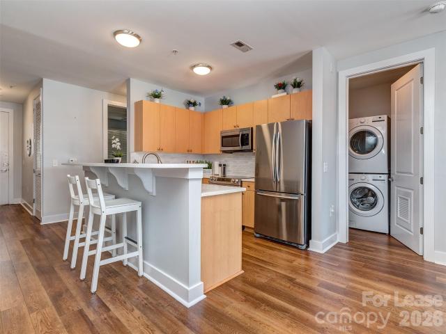 1101 W 1st Street # 211