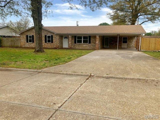 1101 W 9th St, Kennett, MO 63857