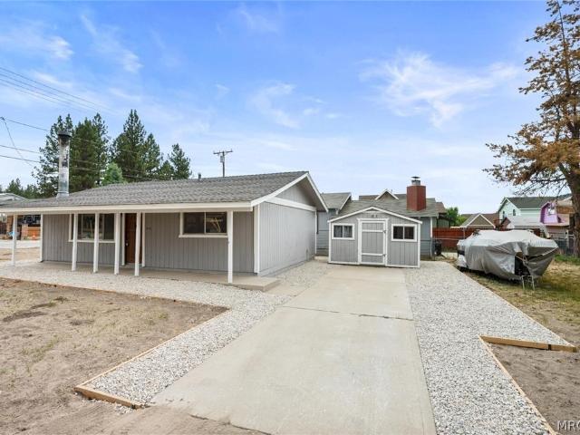 1101 W Country Club Blvd, Big Bear City, CA 92314 | MLS #32600 | Compass