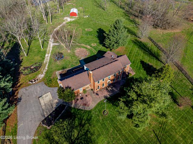 1101 Waddy Rd