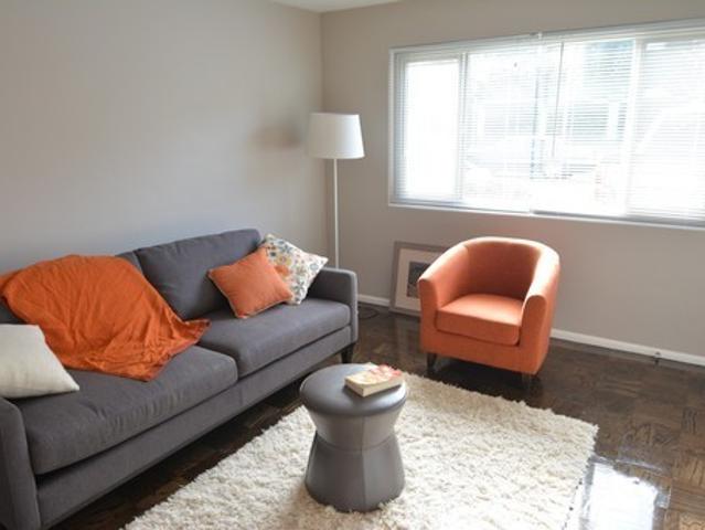 1101 10th Ave E