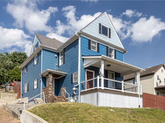 1101 6th Ave