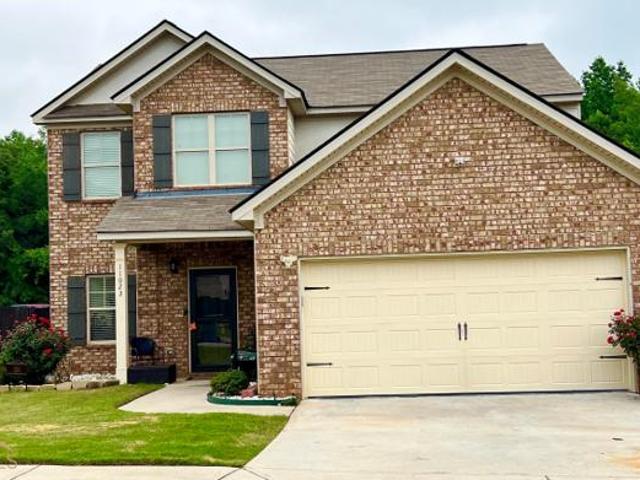 11023 Station Dr, Hampton, GA 30228