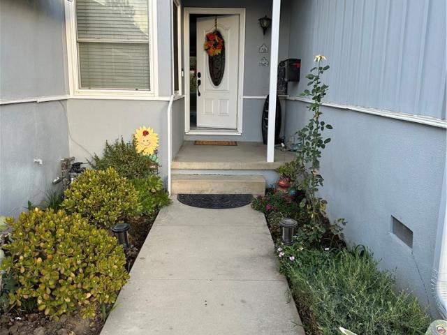 11020 Gloria Ave, Granada Hills, CA 91344 | MLS #CV24224 | Compass