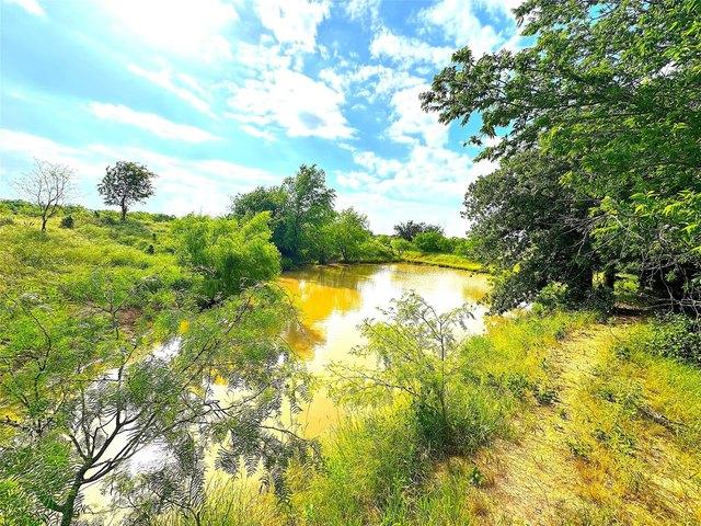 11020 Highway 281, Whitt, TX 76490