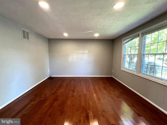 11020 Outpost Drive