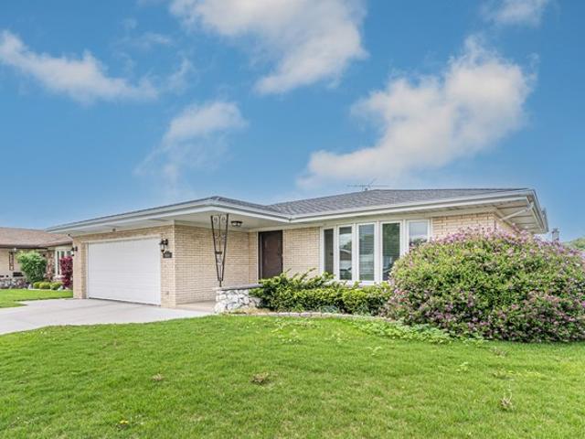 11020 Raleigh St, Westchester, IL 60154
