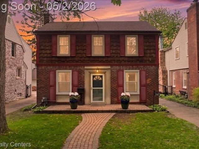11021 Cranston St, Livonia, MI 48150