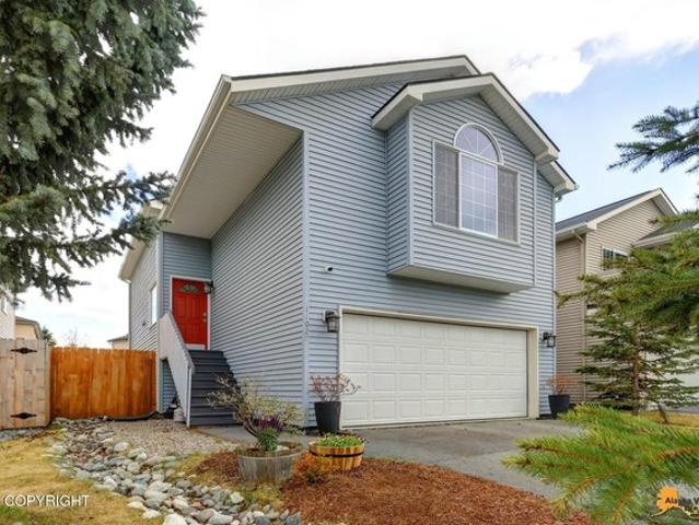 11027 Retreat Cir, Anchorage, AK 99515