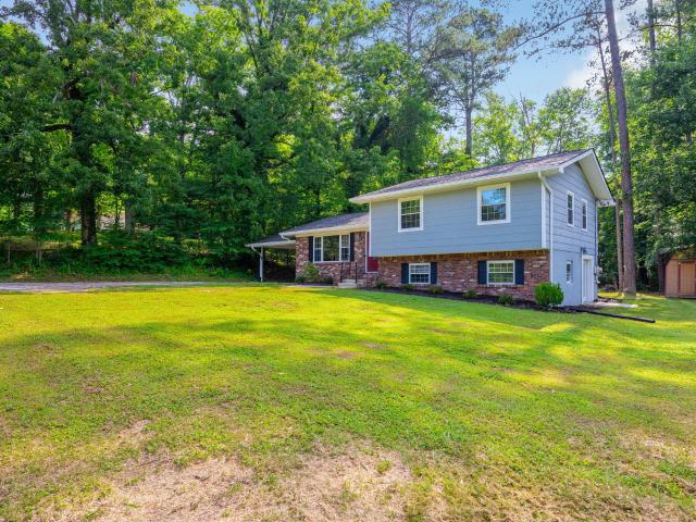 11025 Apison Pike