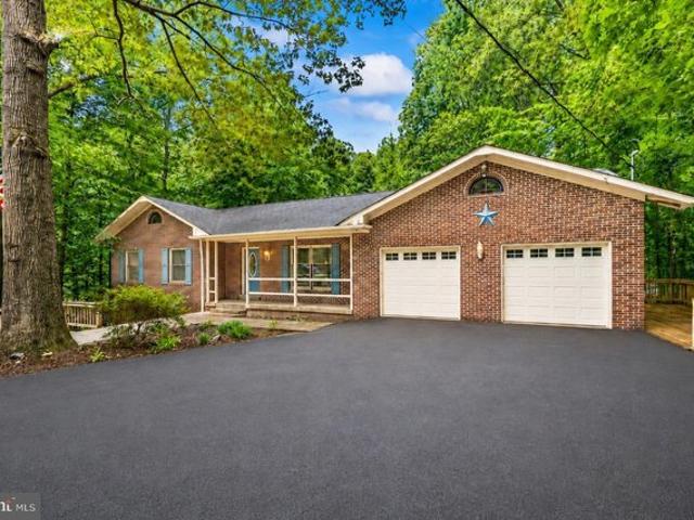 11026 Wooldridge Dr, Manassas, VA 20111