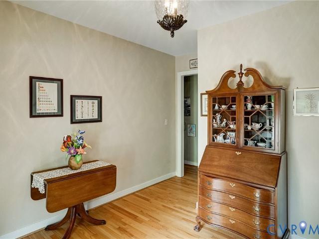 11028 Slenderleaf Drive