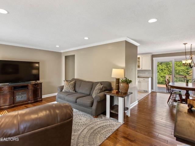 11029 Hughlan Drive