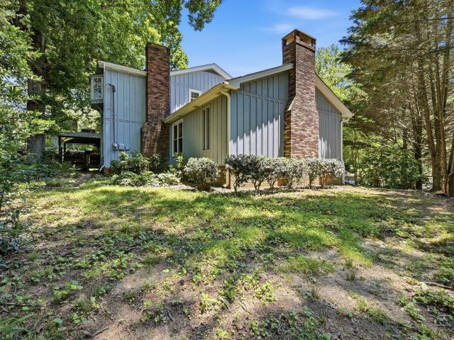 1102 Montvale Circle