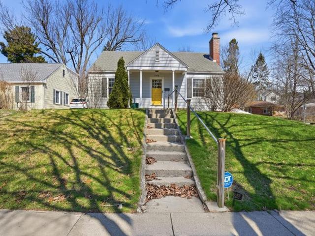 1102 Arborview Blvd, Ann Arbor, MI 48103