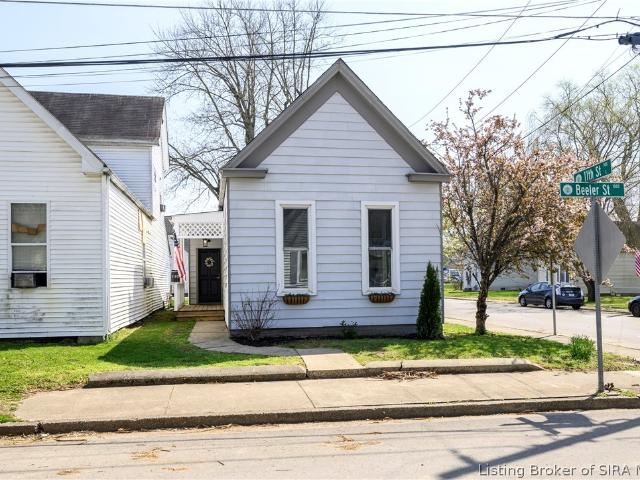 1102 Beeler Street
