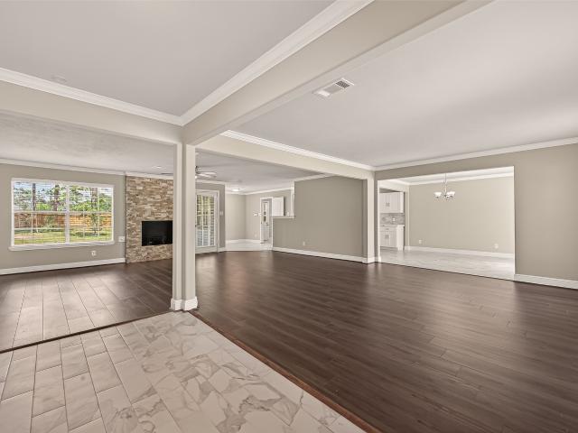 1102 Belaya Lane