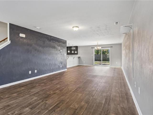 1102 Bethel RD