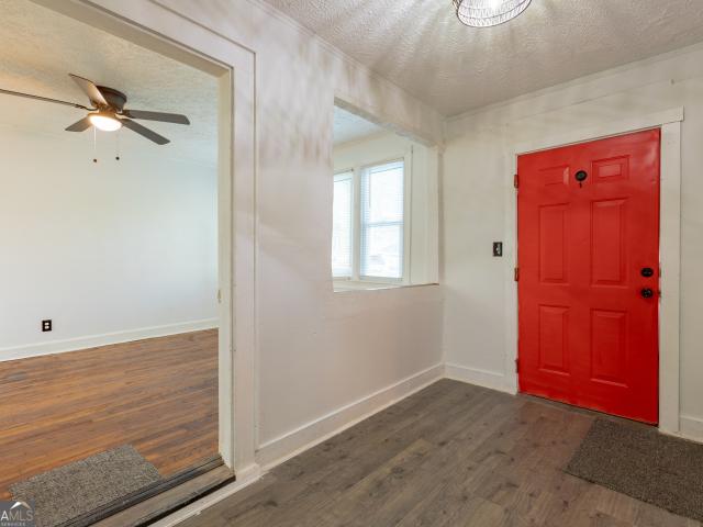 1102 Calvin Avenue