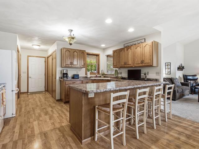 1102 carriage circle