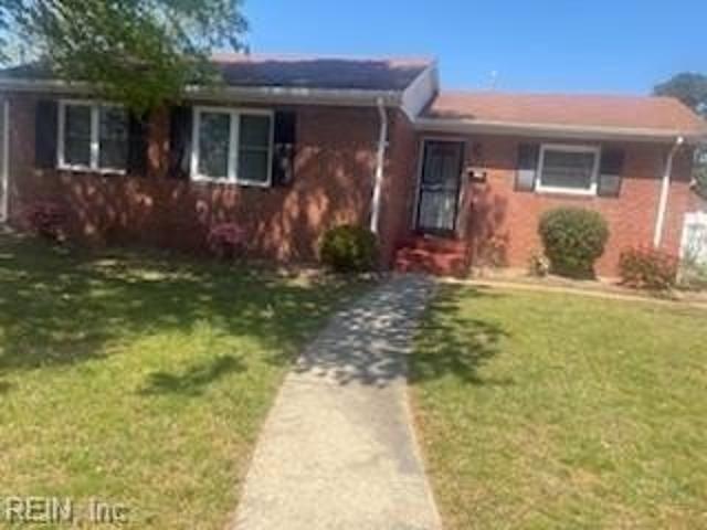 1102 Cavalier Blvd, Portsmouth, VA 23701