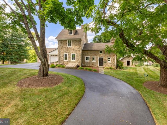 1102 Dulaney Gate Circle