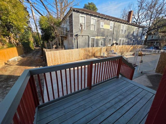 1102 E. 33rd St 2 Bedroom Apartment for Rent at 1102 E 33rd St, Savannah, GA 31404 Live Oak