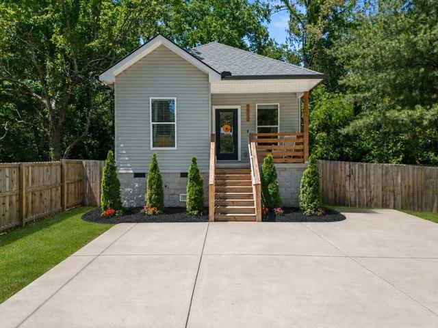 1102 Fernbank Dr, Madison, TN 37115