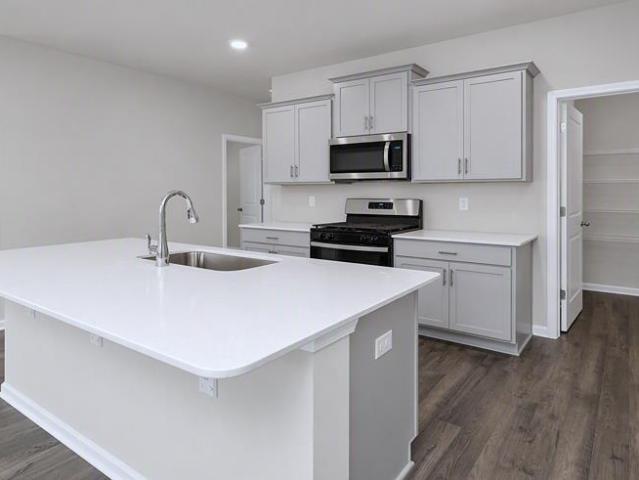 1102 Grand Oaks Drive
