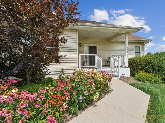 1102 Joseph Circle