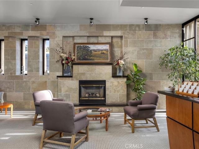 1102 Laurel