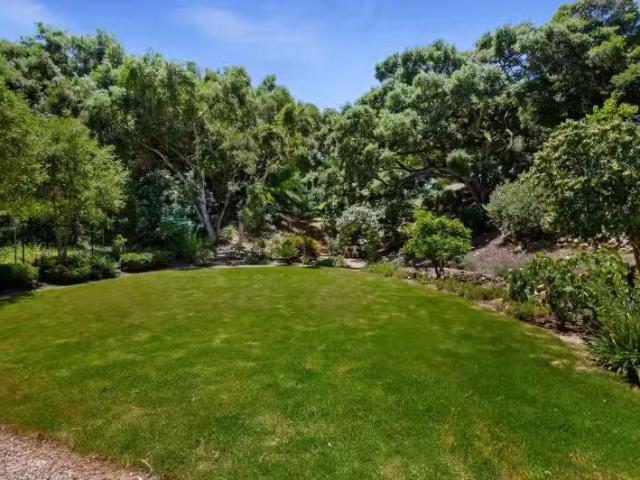 1102 Plaza Del Monte, Santa Barbara, CA 93101 MLS# 24 2628