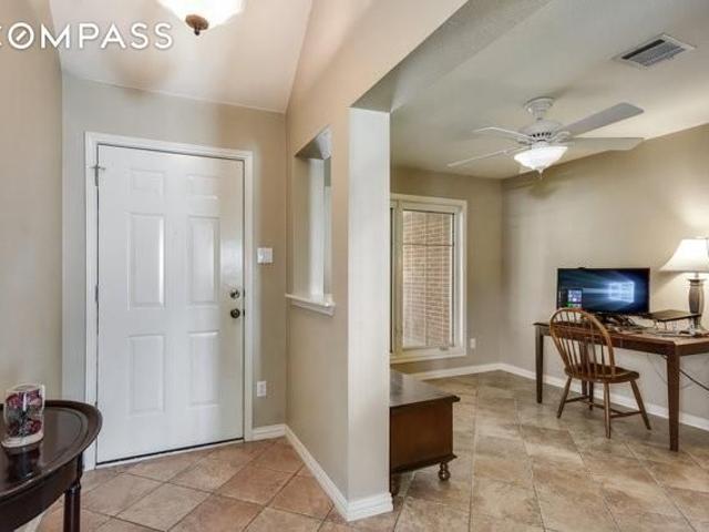 1102 Port Daniel Dr, Leander, TX
