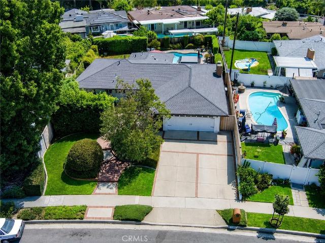 1102 Randall Avenue