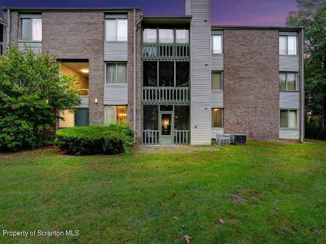 1102 Summit Pointe