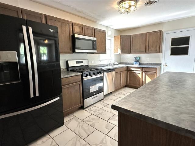 1102 S 27th Street